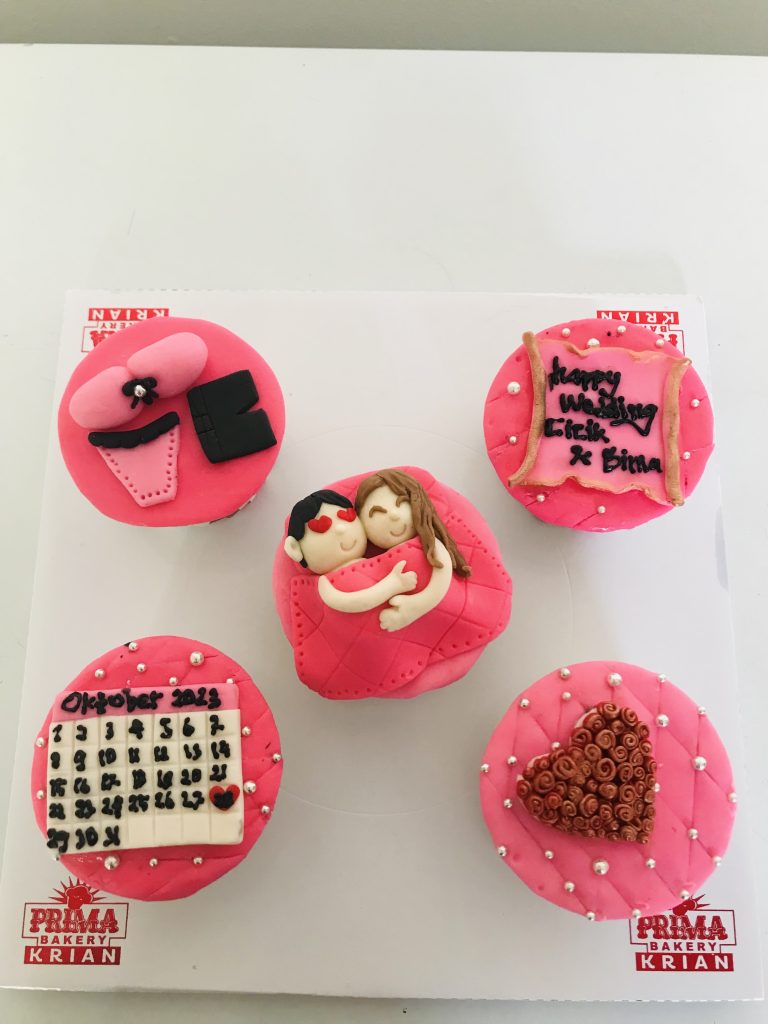 Cupcake Custom - Prima Bakery Krian