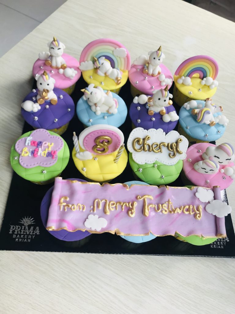 Cupcake Custom - Prima Bakery Krian